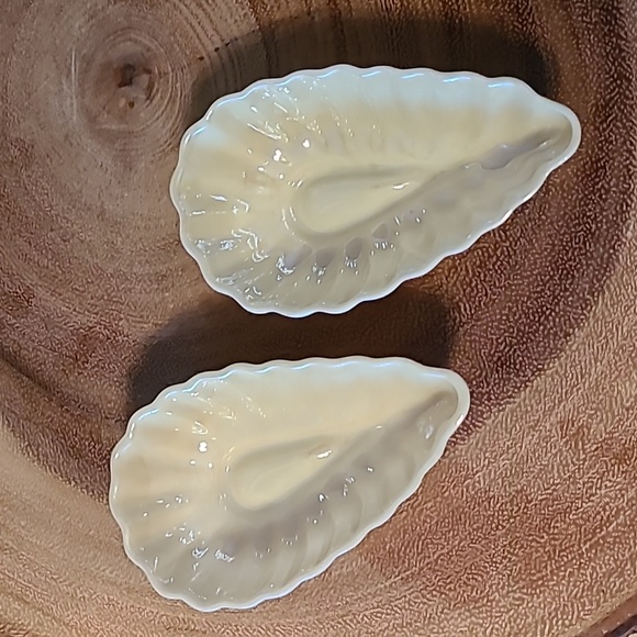 Belleek | Art | Euc Belleek Shell Minitrays | Poshmark
